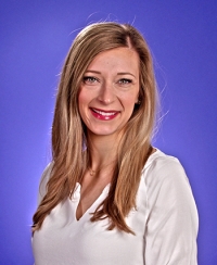 General Surgery Charge Nurse Alison, RN, Receives Nurse Excellence Award